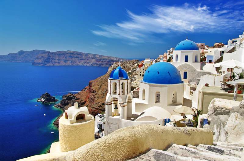 Greece Country Guide - Pros and Cons of Living in Greece